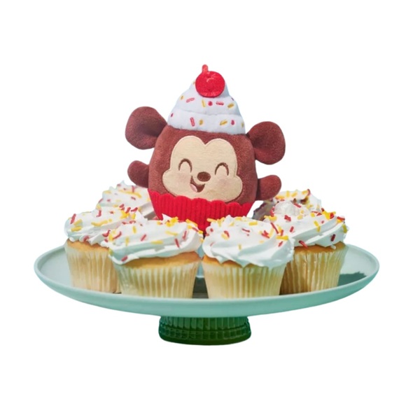 Disney | Toys | Disney Munchlings Scented Chocolatesprinkled Cupcake ...